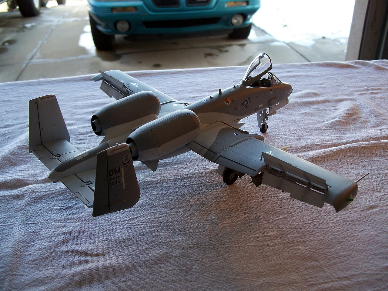 A-10 Warthog -- Plastic Model Airplane Kit -- 1/48 Scale -- #855521 ...