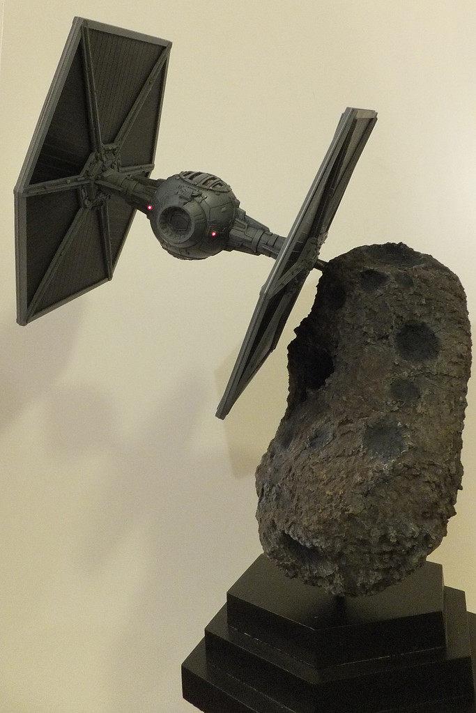 Clear Tower LED 2mm Dia. Red (5) -- Model Railroad Light Bulb ...