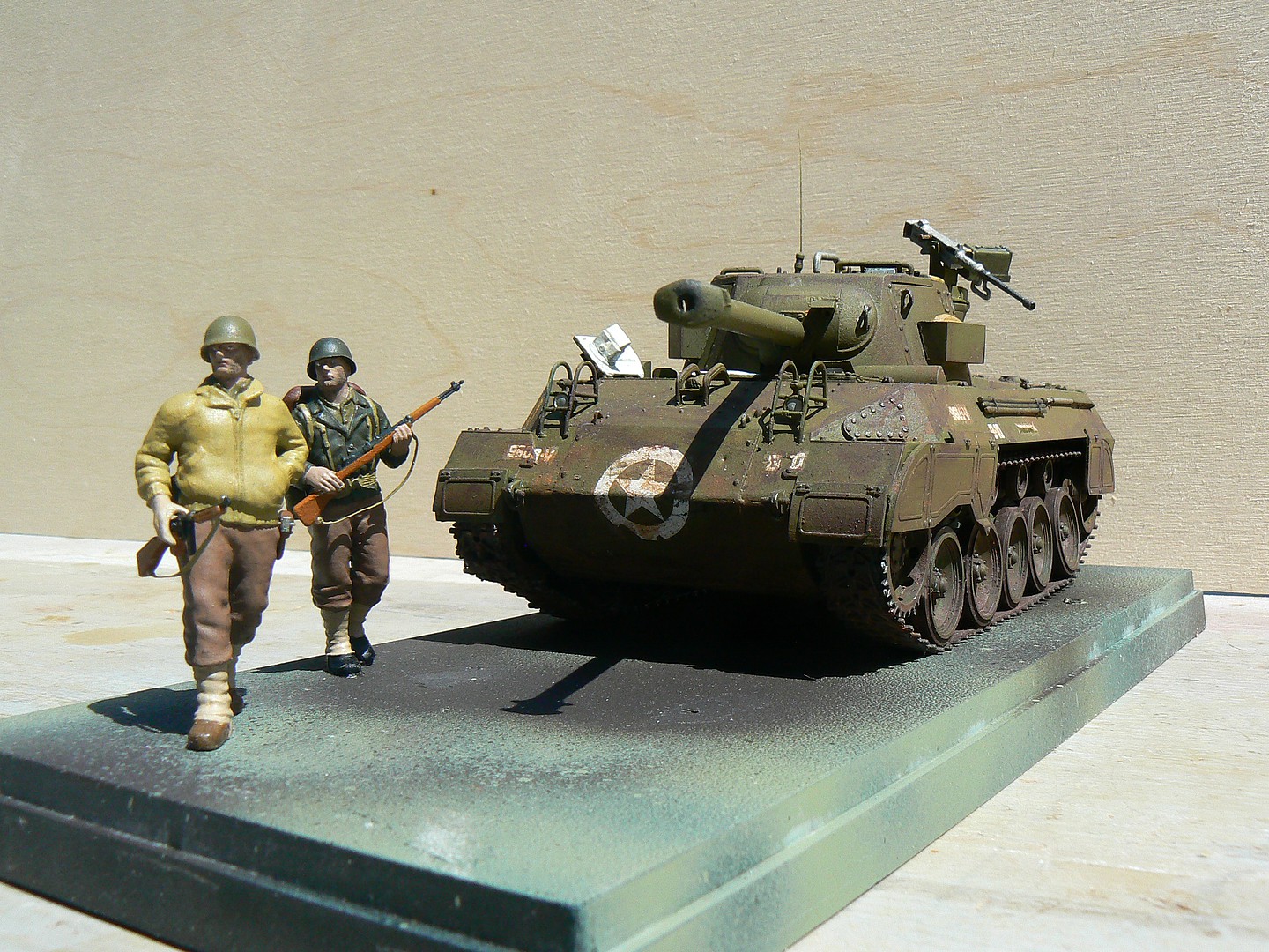 M18 Hellcat US Army Tank -- Plastic Model Military Vehicle Kit -- 1/35 ...