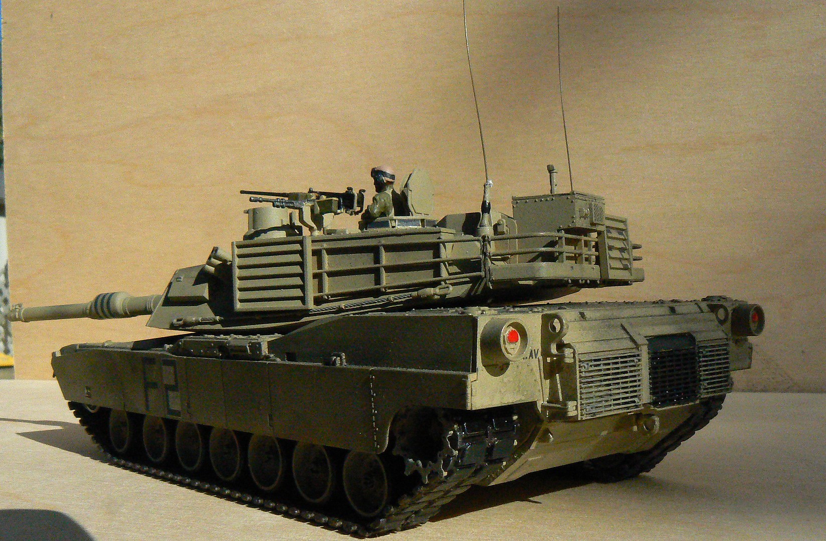 M1A2 Abrams -- Plastic Model Military Vehicle Kit -- 1/48 Scale ...