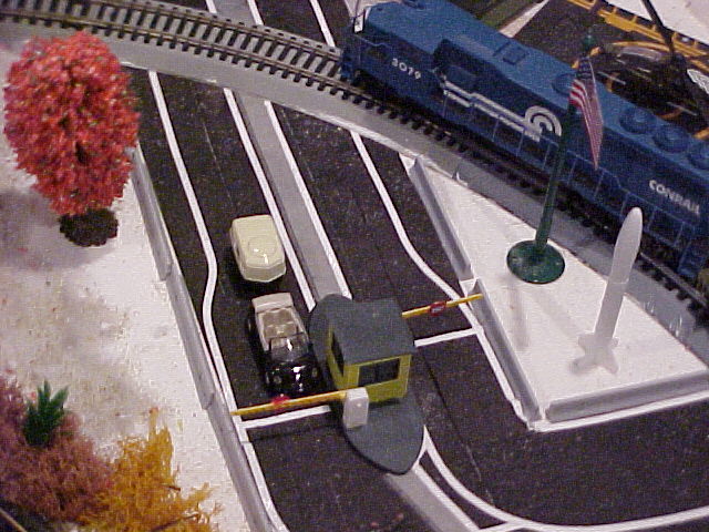 Office & Guard Shack - Kit -- HO Scale Model Railroad Building -- #3517 ...