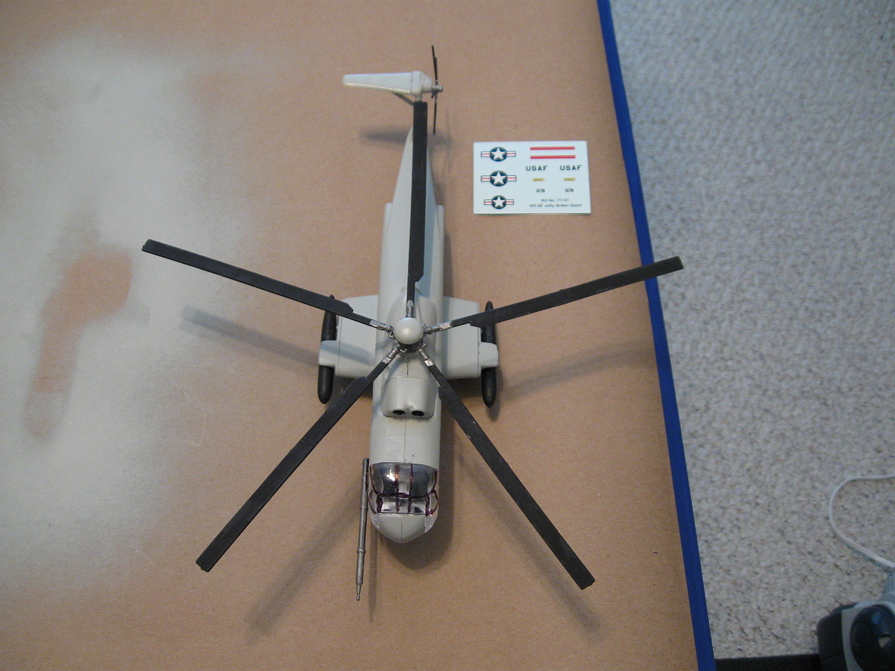 HH-3E Jolly Green Giant Military Heli -- Plastic Model Helicopter -- 1/ ...