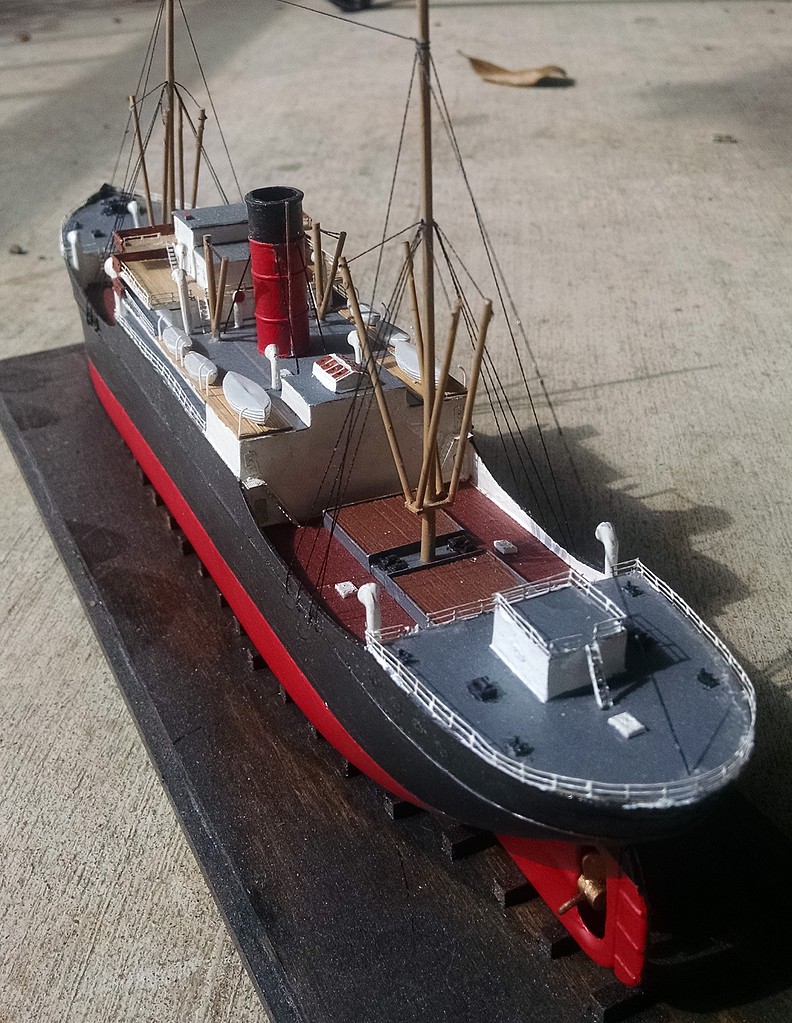 Q-Ship Sea Raider Decoy Boat -- Plastic Model Military Ship Kit -- 1/ ...