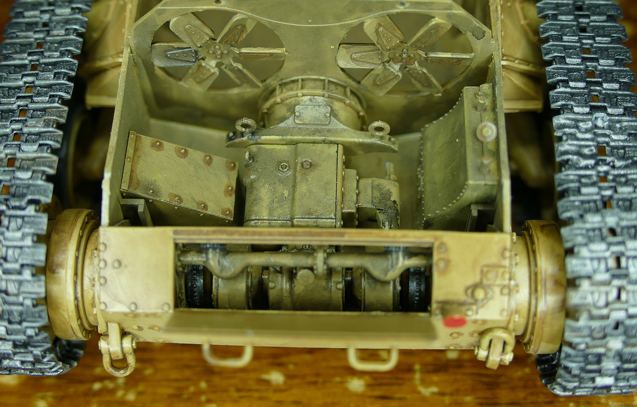 PzKpfw Mk III 749(e) Valentine III Tank w/3 Crew -- Plastic Model Tank ...