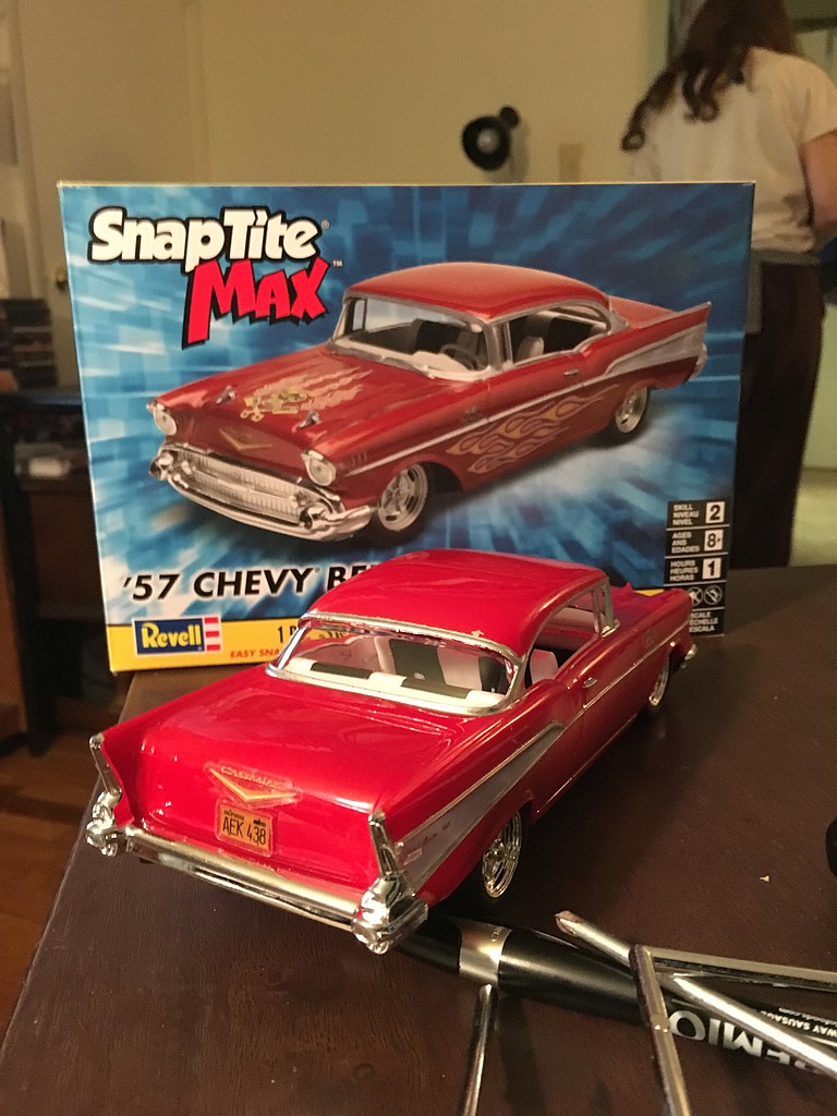 1957 Chevy Bel Air -- Snap Tite Plastic Model Car Kit -- 1/25 Scale ...