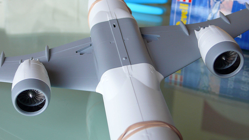 Boeing 787-8 Dreamliner -- Plastic Model Airplane Kit -- 1/144 Scale ...