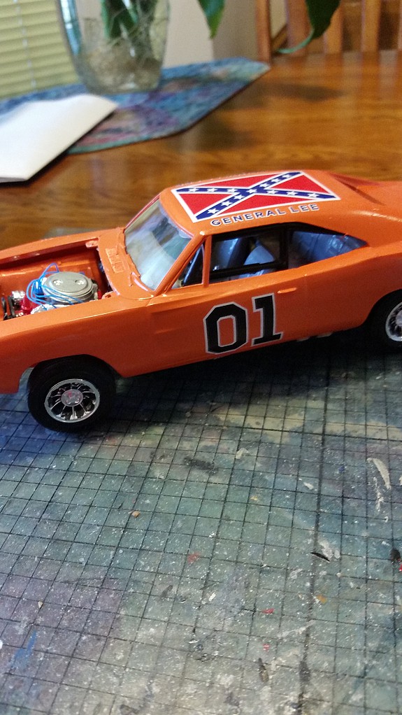 Dukes General Lee Charger -- Plastic Model Car Kit -- 1/16 Scale ...