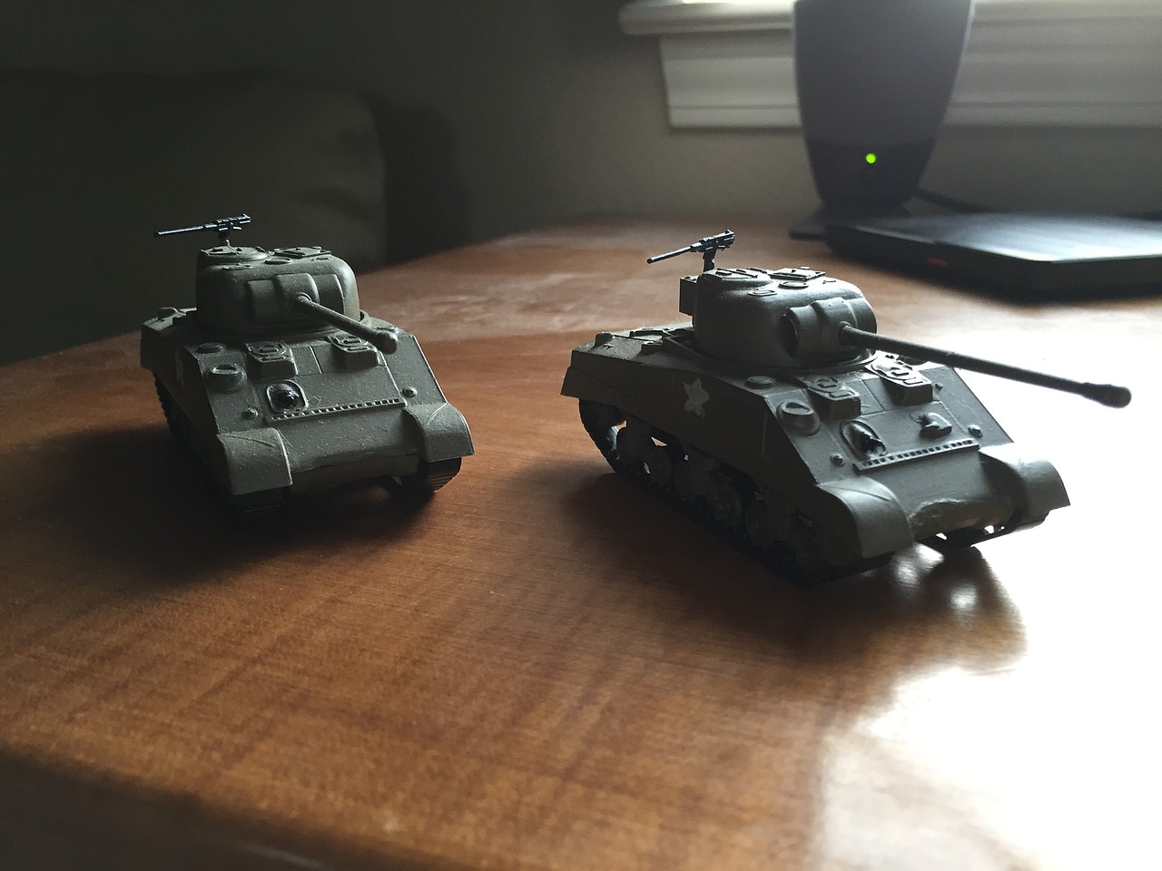 Sherman Firefly Tanks -- Plastic Model Military Vehicle -- 1/72 Scale ...