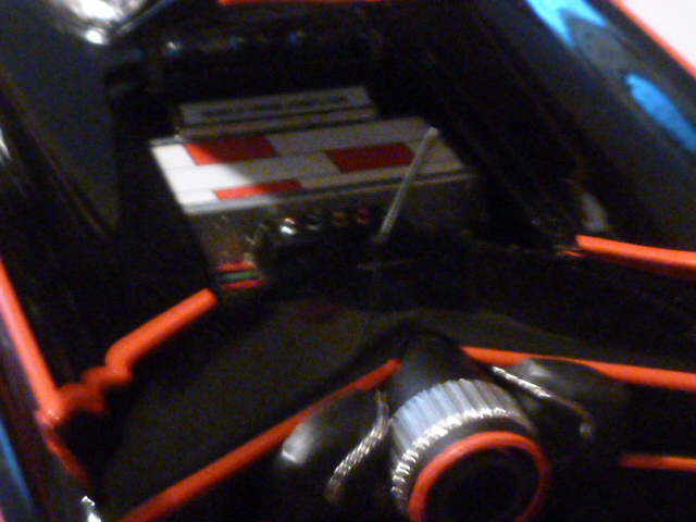 Model Master Chevy Engine Red 1/2 oz -- Hobby and Model Enamel Paint ...