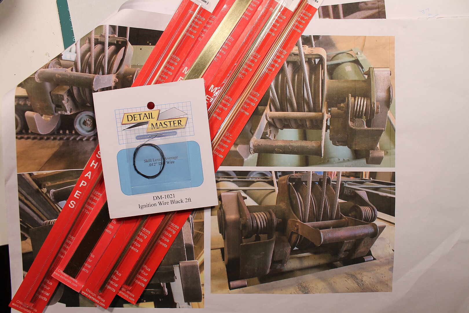 US M270/A1 Multiple Launch Rocket System -- Plastic Model Military Kit ...