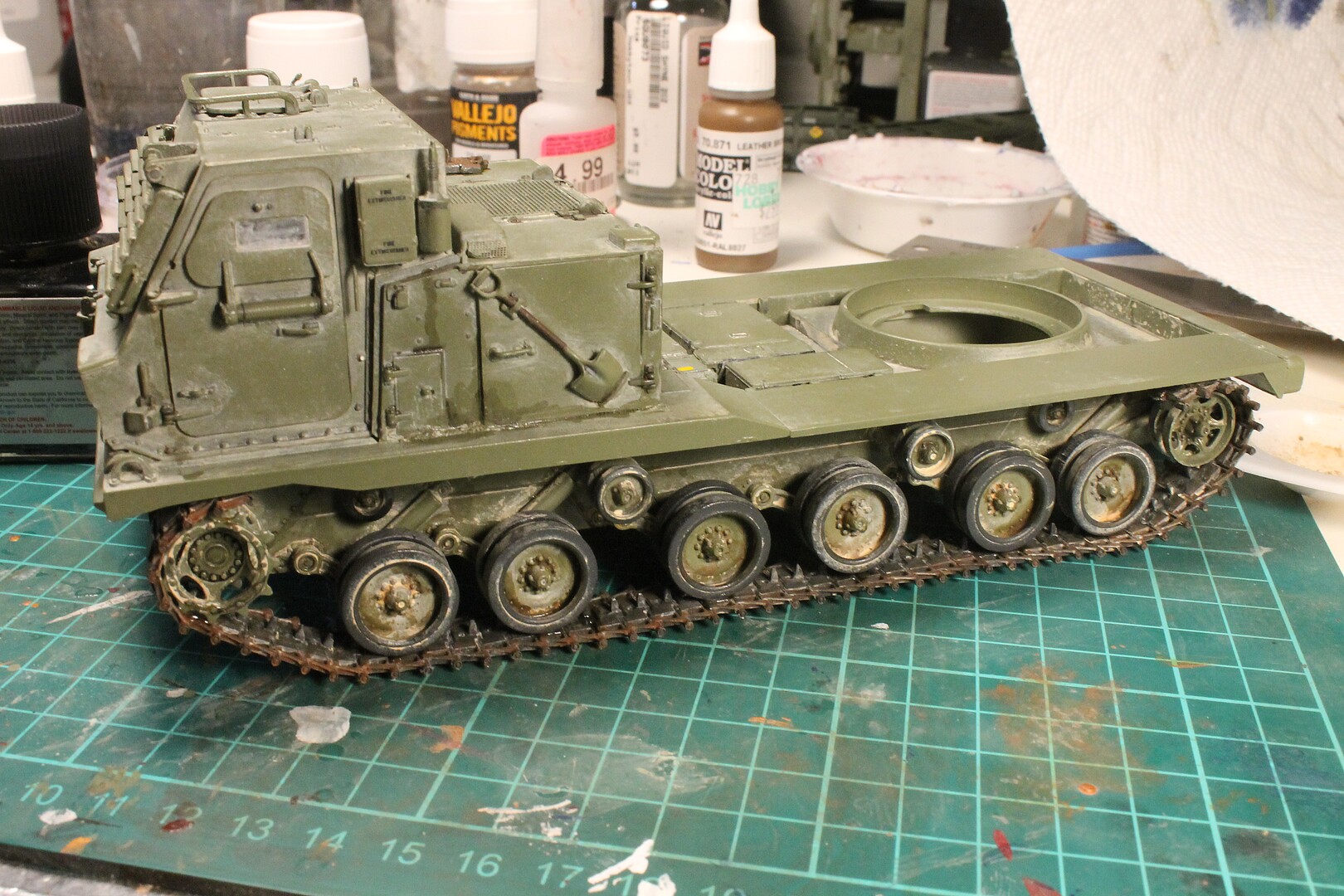 US M270/A1 Multiple Launch Rocket System -- Plastic Model Military Kit ...