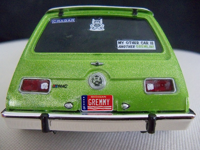 1976 AMC Gremlin -- Plastic Model Car Kit -- 1/25 Scale -- #690 ...