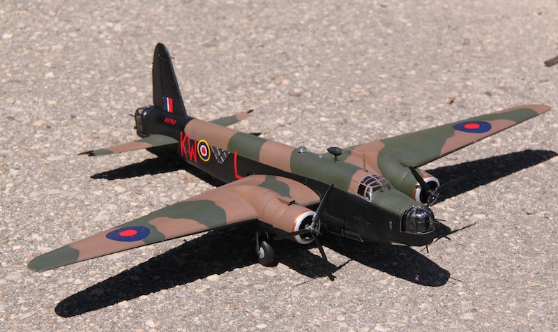 Vickers Wellington Mk III British Bomber -- Plastic Model Airplane Kit ...