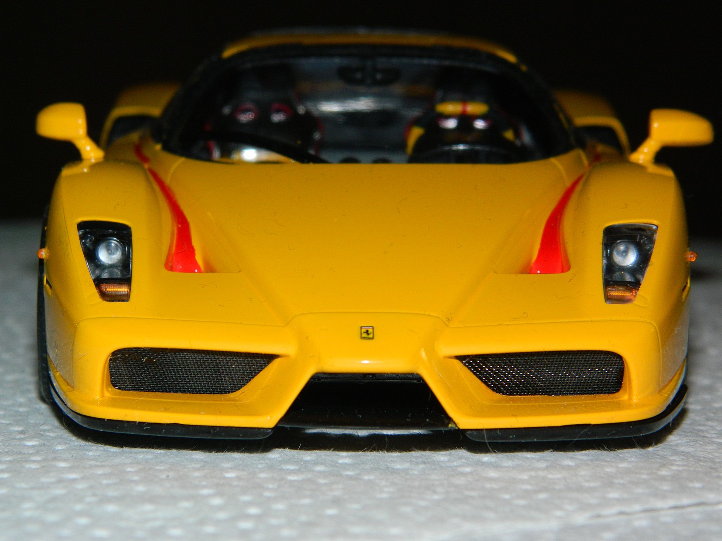 Enzo Ferrari Red Version Sportscar -- Plastic Model Car Kit -- 1/24 ...