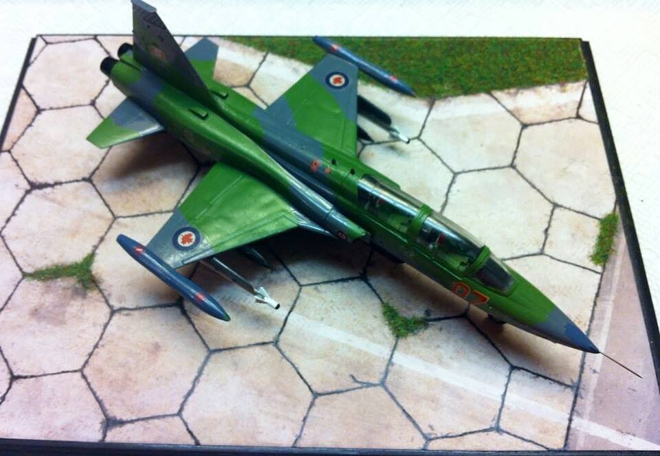 F-5A FREEDOM FIGHTER -- Plastic Model Airplane Kit -- 1/72 Scale ...