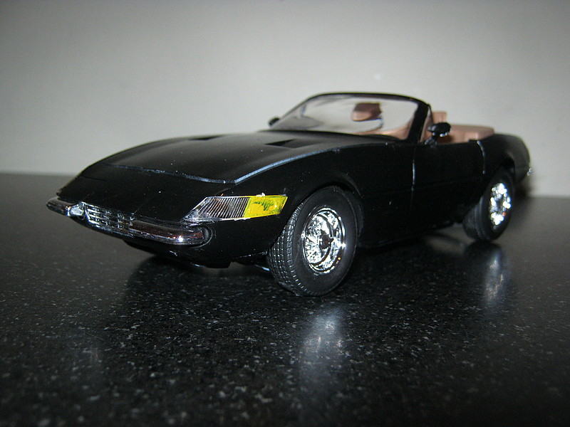 1972 Miami Vice Daytona Spyder -- Plastic Model Car Kit -- 1/24 Scale ...