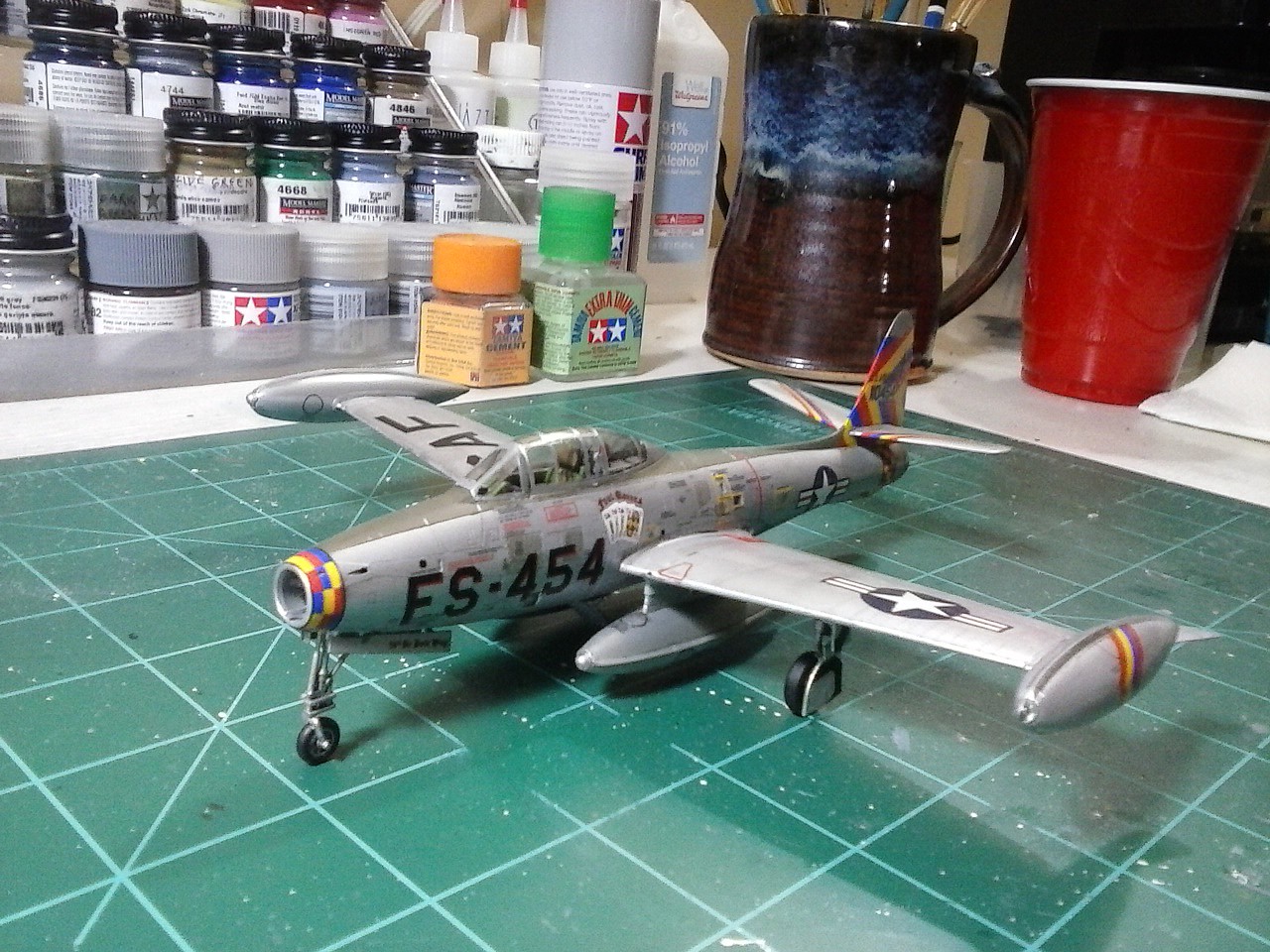F-84 G Thunderjet -- Plastic Model Airplane Kit -- 1/72 Scale ...
