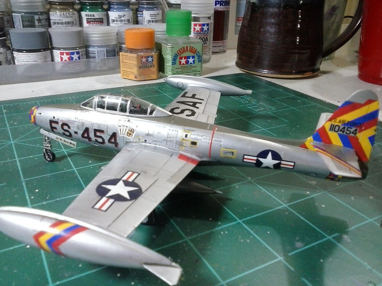 F-84 G Thunderjet -- Plastic Model Airplane Kit -- 1/72 Scale ...