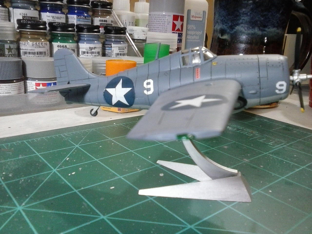 US Navy F4F-4 Wildcat -- Plastic Model Airplane Kit -- 1/72 Scale ...
