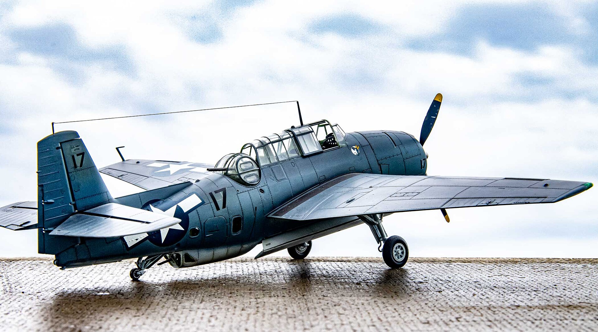 USN TBF1C Battle of Leyte Gulf Bomber -- Plastic Model Airplane Kit ...