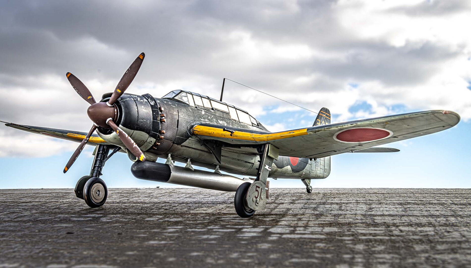 Aichi B7A2 Attack Bomber Ryusei Kai (Grace) -- Plastic Model Airplane ...