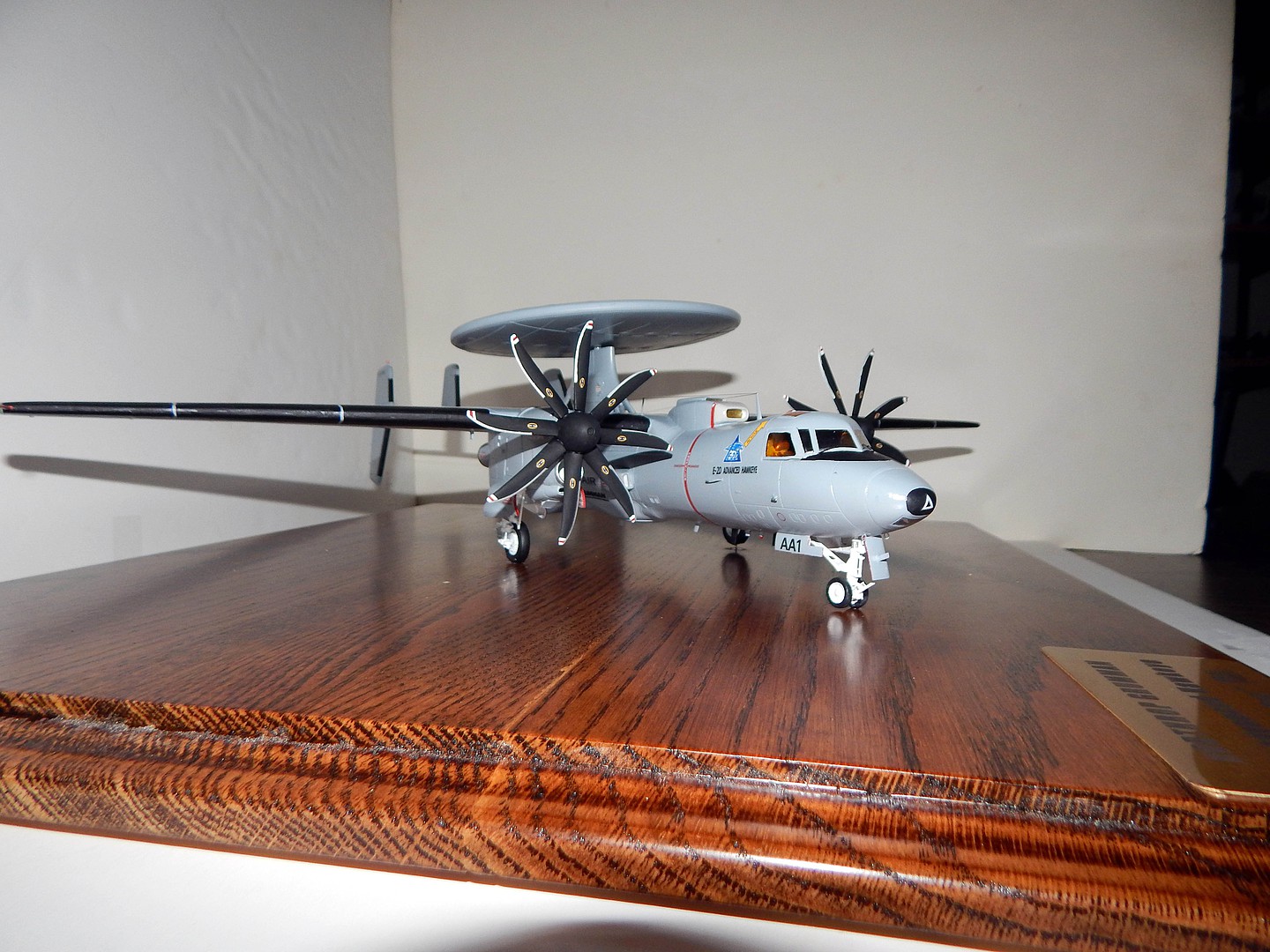 E-2C Hawkeye USN -- Plastic Model Airplane Kit -- 1/48 Scale -- #48016 ...