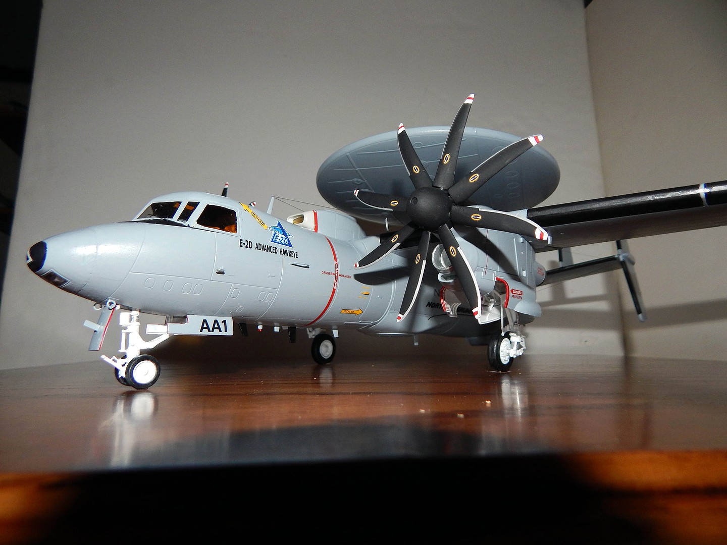 E-2C Hawkeye USN -- Plastic Model Airplane Kit -- 1/48 Scale -- #48016 ...