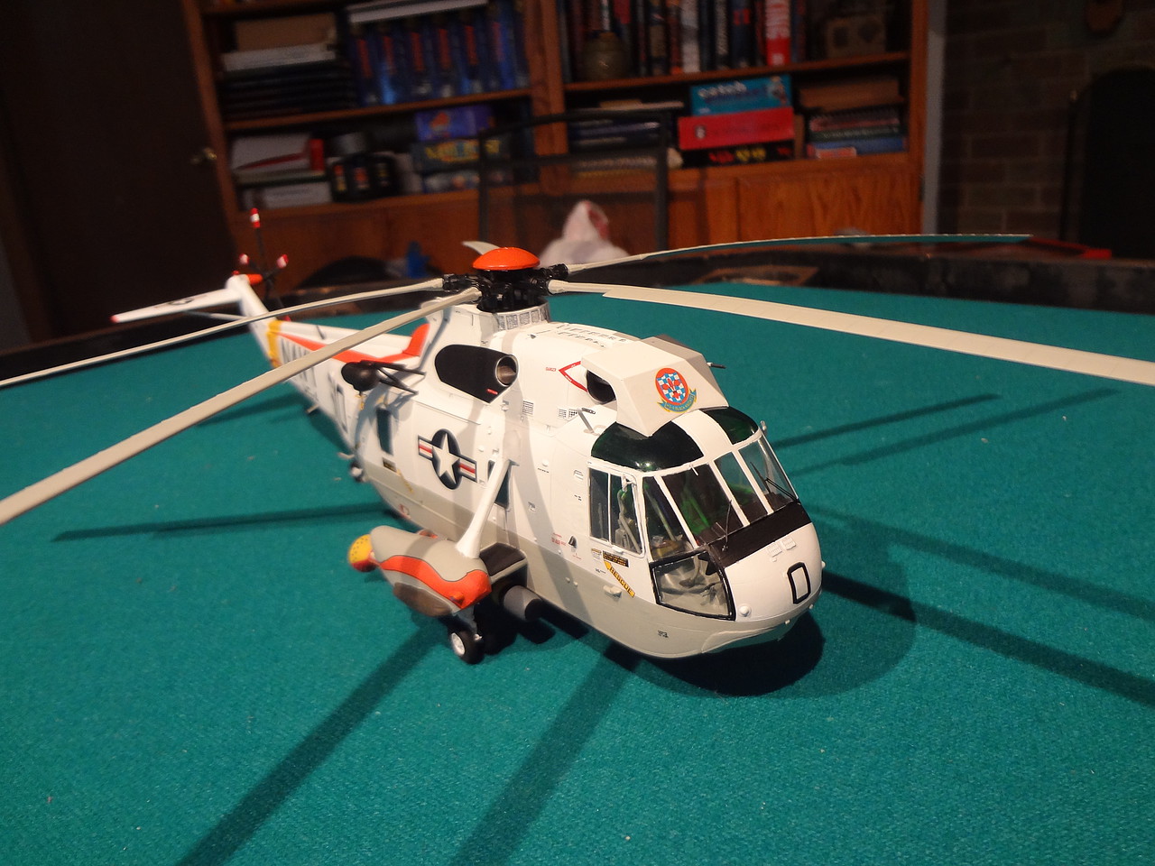 SH3H Sea King Helicopter -- Plastic Model Helicopter -- 1/48 Scale ...