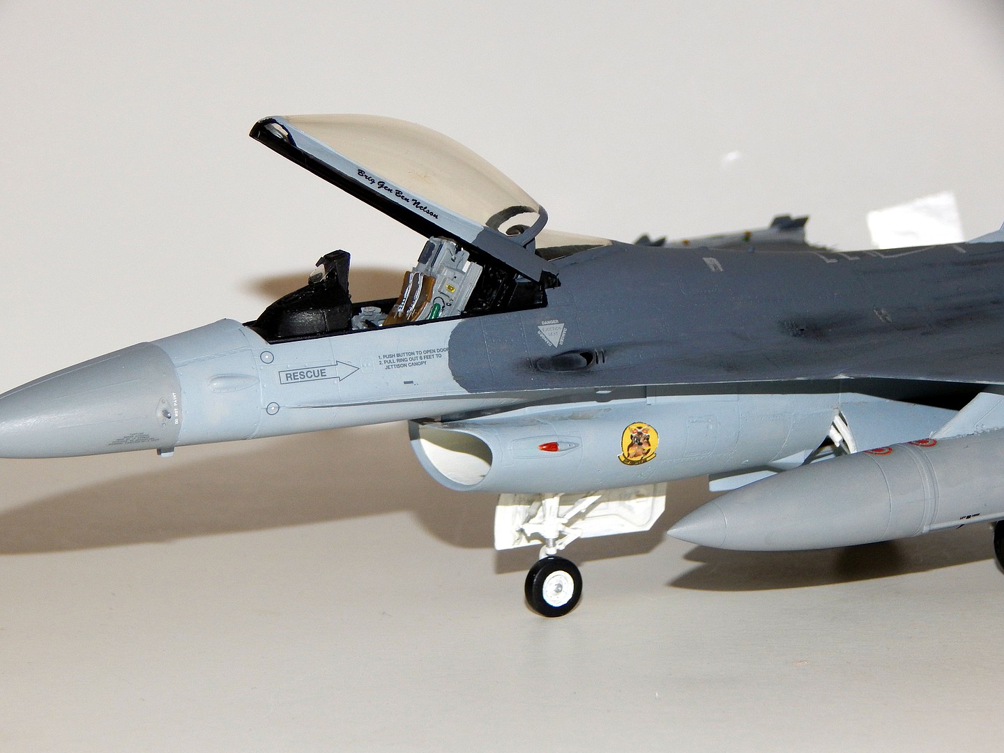 Lockheed F-16C Block 25/32 Jet Fighting Falcon -- Plastic Model ...