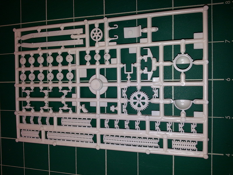 UE(F) Swg 40/28cm Self-Propelled Mobile Rocket Launcher -- Plastic ...