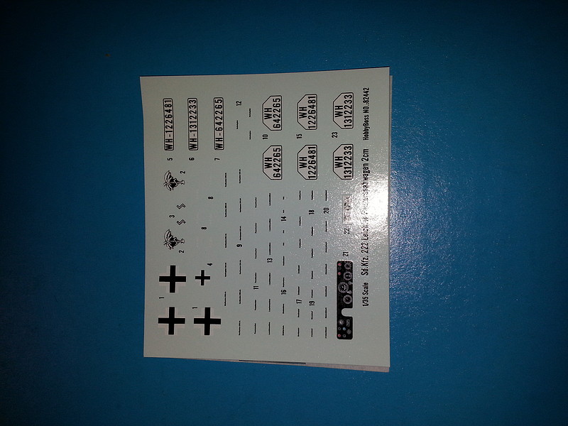 Sd.Kfz.222 Panzerspahwagen -- Plastic Model Military Vehicle Kit -- 1/ ...