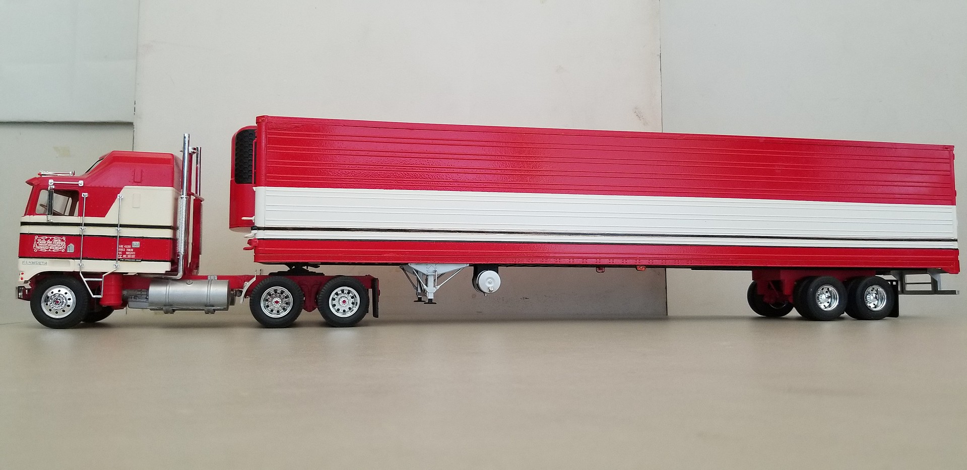 Tyrone Malone Kenworth Transporter Papa -- Plastic Model Truck Kit -- 1 ...