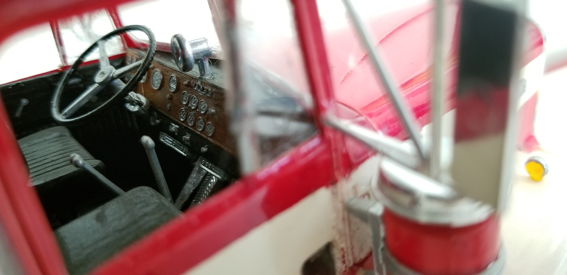 Kenworth W925 Conventional Semi Tractor Pictures