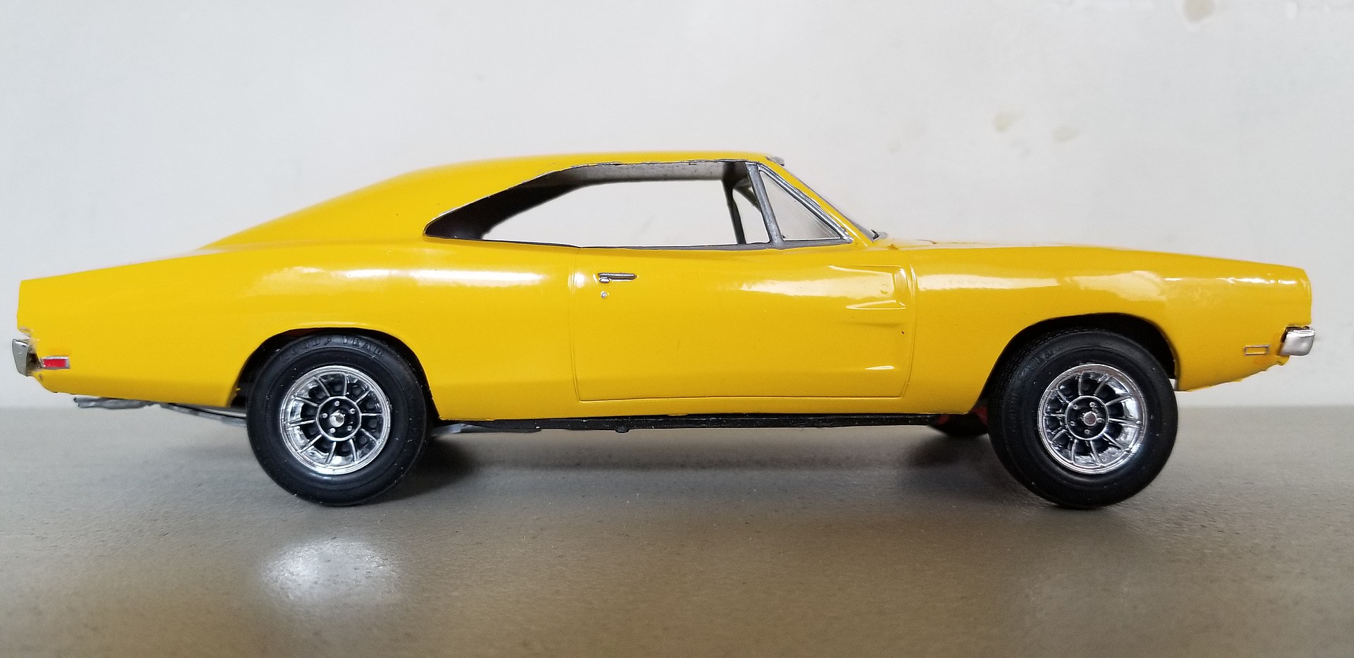 1969 Dodge Country Charger RT -- Plastic Model Car Truck Vehicle -- 1/ ...