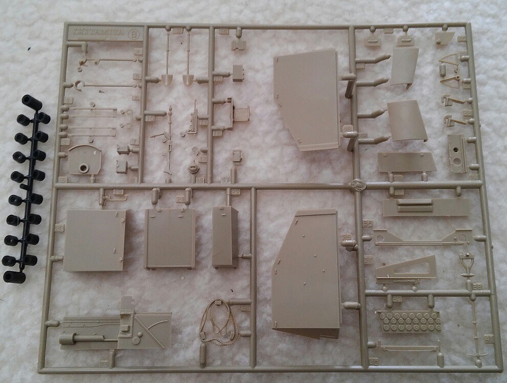 German Sdkfz 131 Marderll SP -- Plastic Model Military Vehicle Kit -- 1 ...