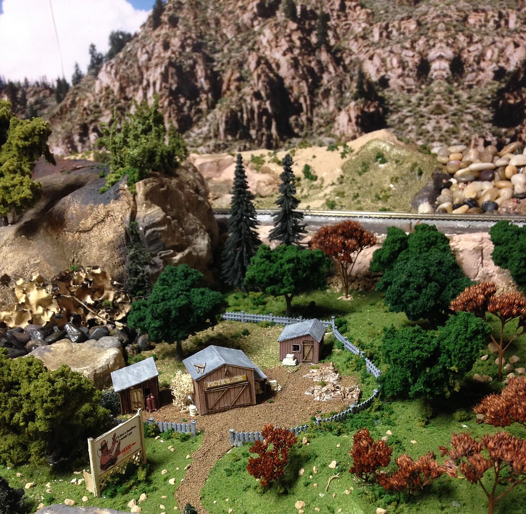 Gallery Pictures Bar-Mills The Shack Pack - Kit - 3 Different Shacks (3 ...