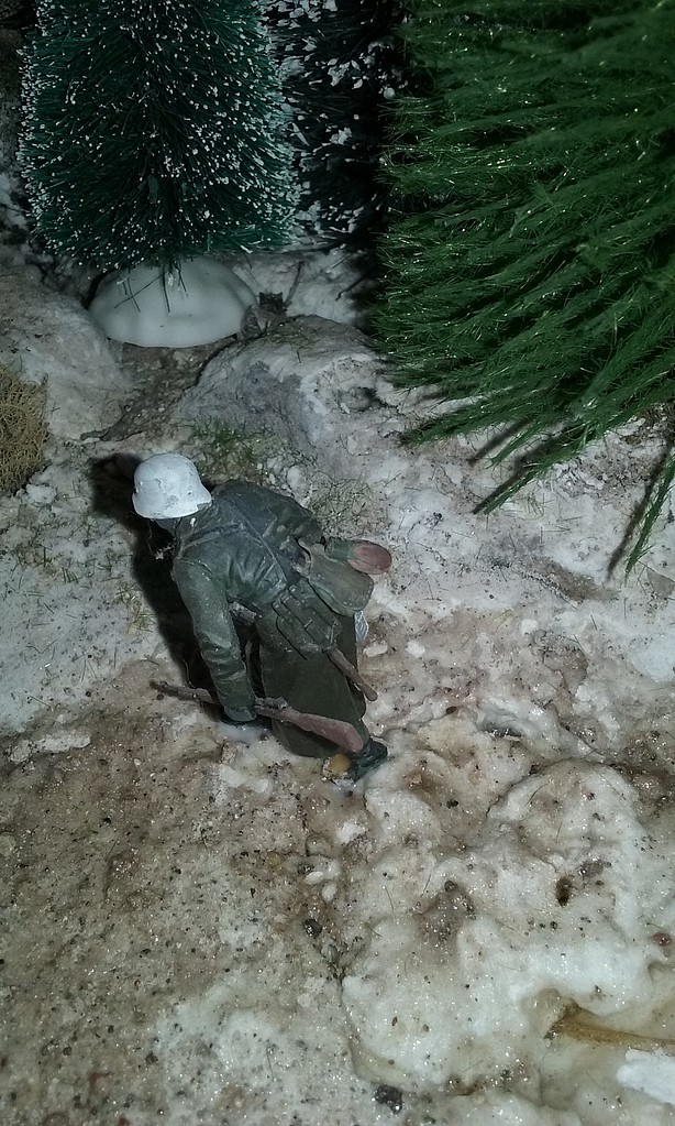 German Assault Infantry w/Winter Gear -- Plastic Model Military Figure ...