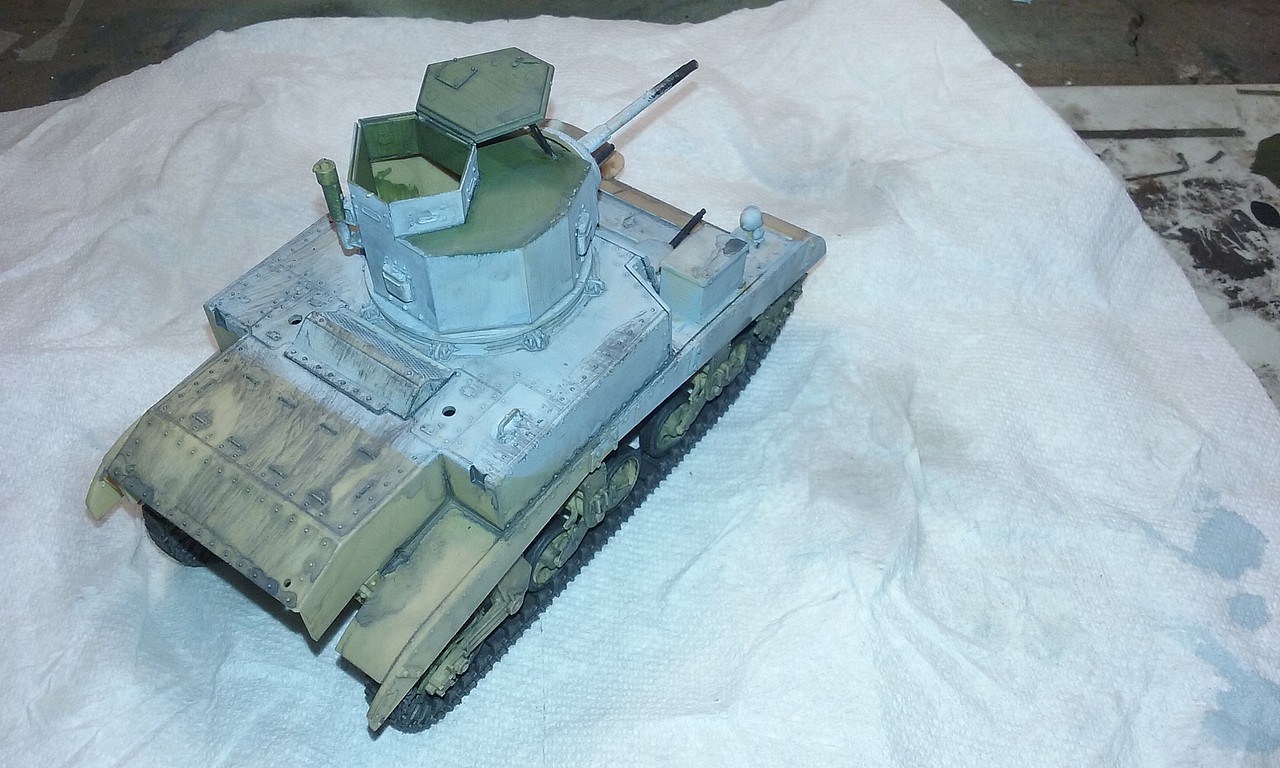 British M3 Stuart Honey Tank -- Plastic Model Military Vehicle Kit -- 1 ...