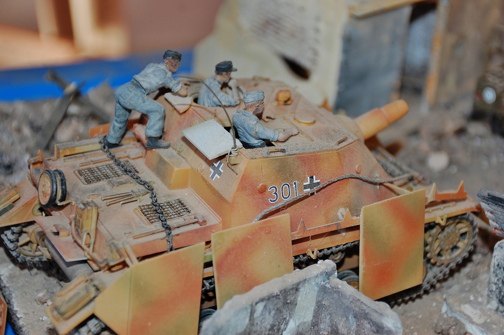 German Assault Tank IV Brummbar Late Prod. -- Plastic Model Military ...