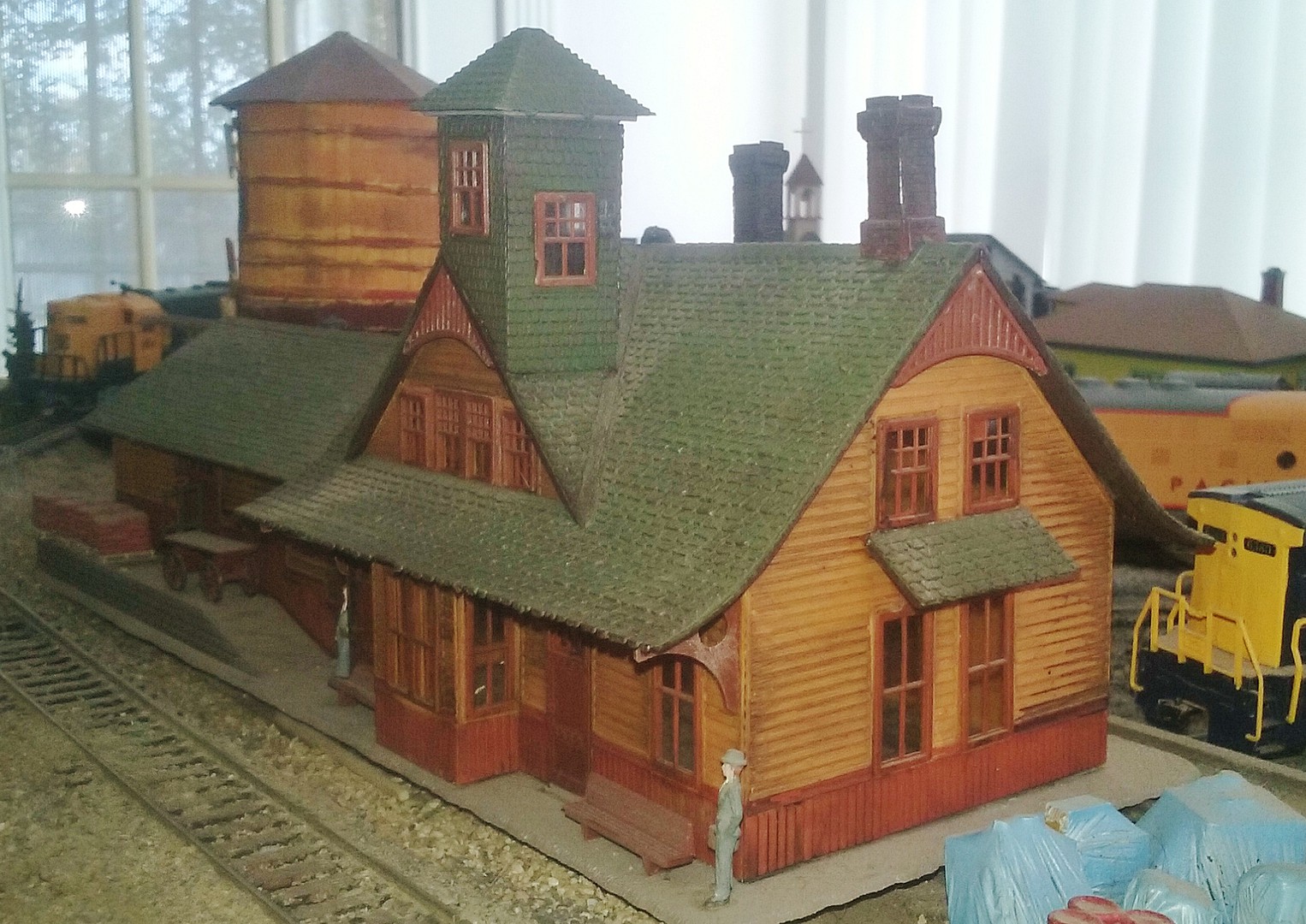 Dolores Depot - Kit -- HO Scale Model Railroad Building -- #803 ...