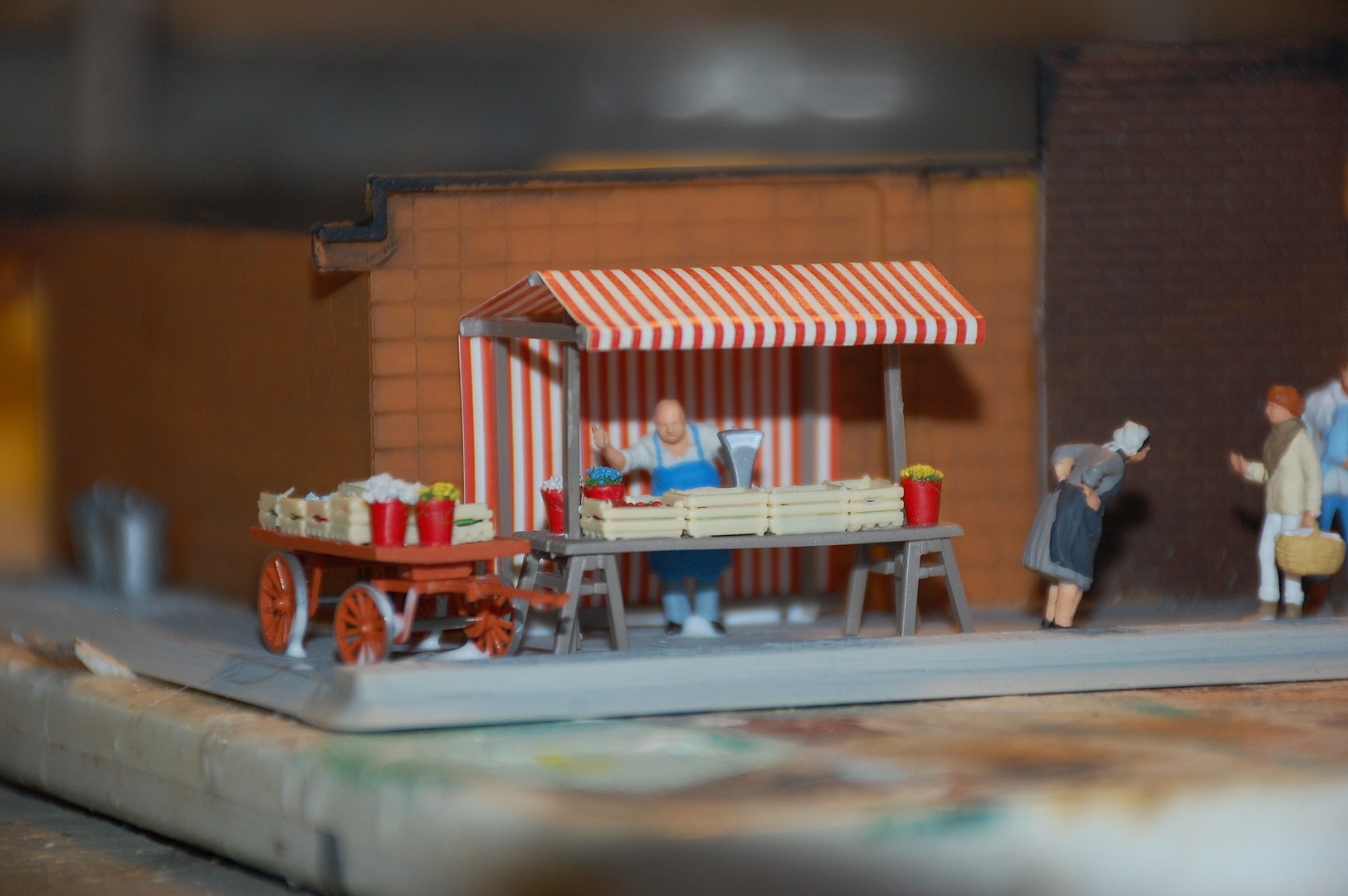 Gallery Pictures Preiser Vendors Food Vendors/Cart Model Railroad ...