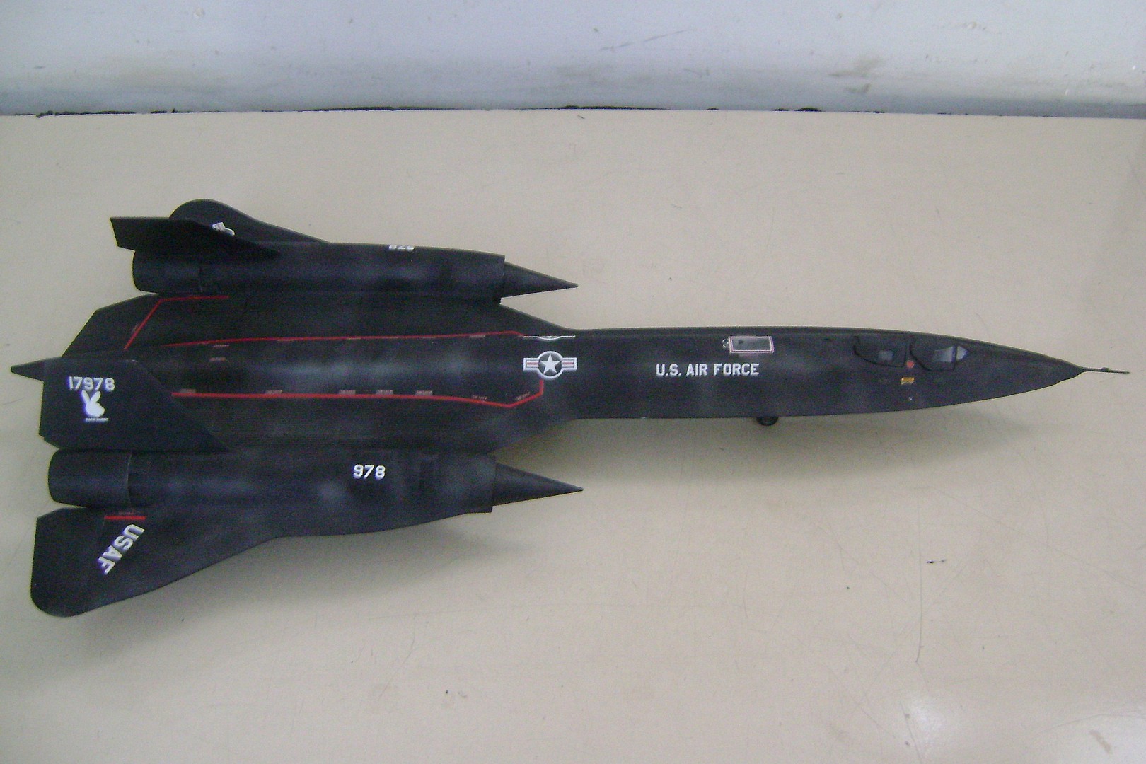 SR-71A Blackbird -- Plastic Model Airplane Kit -- 1/72 Scale -- #855810 pictures by ineumann ...