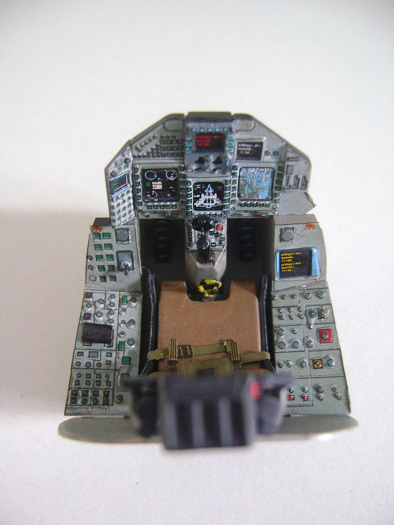 Eurofighter EF-2000 Typhoon Combat Aircraft -- Plastic Model Airplane ...