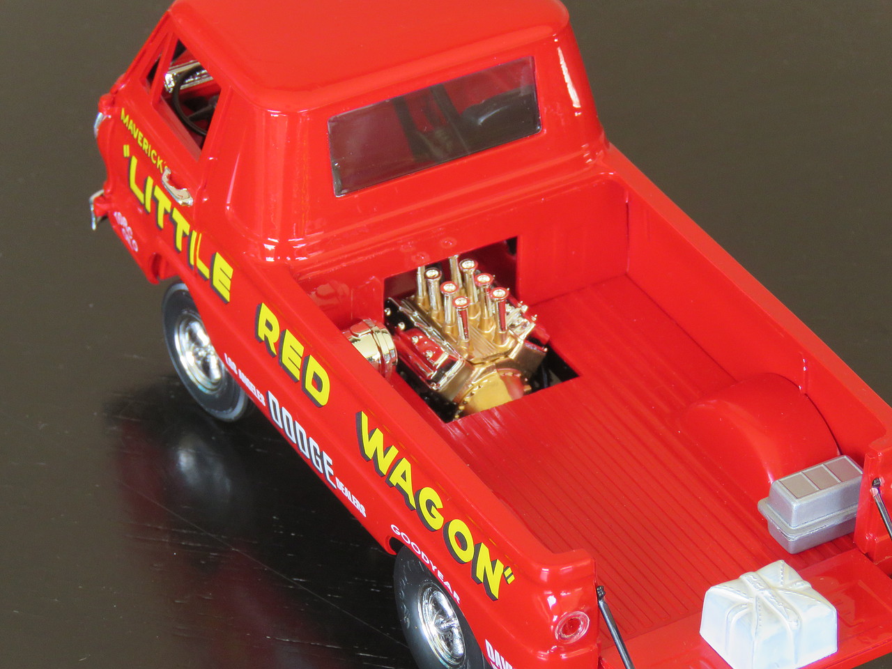 Little Red Wagon -- Plastic Model Truck Kit -- 1/25 Scale -- #hl115-12 ...