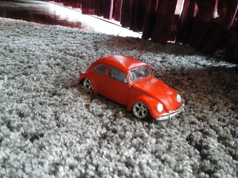 1966 Volkswagen Beetle VW BUG -- Plastic Model Car Kit -- 1/24 Scale ...