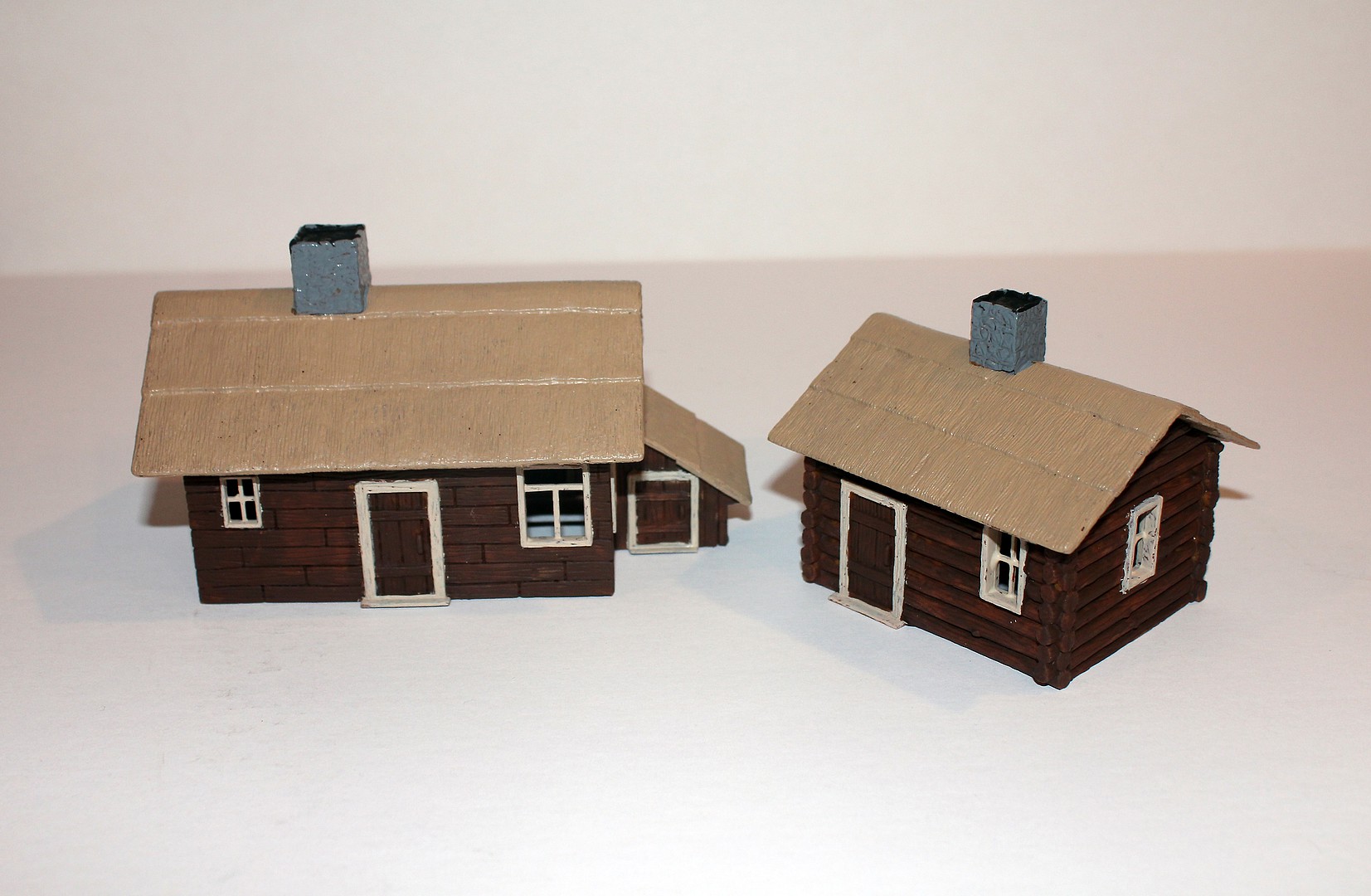 Gallery Pictures Pegasus Russian Farm Houses (2) Plastic Model Military ...
