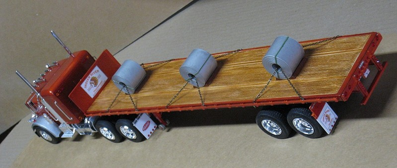 Fruehauf Flatbed Trailer -- Plastic Model Semi Trailer Kit -- 1/25 ...