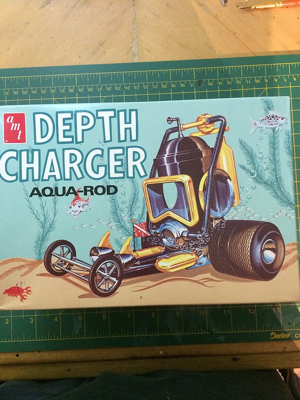 Gallery Pictures AMT DEPTH CHARGER Plastic Model Car Kit 1/25 Scale #618