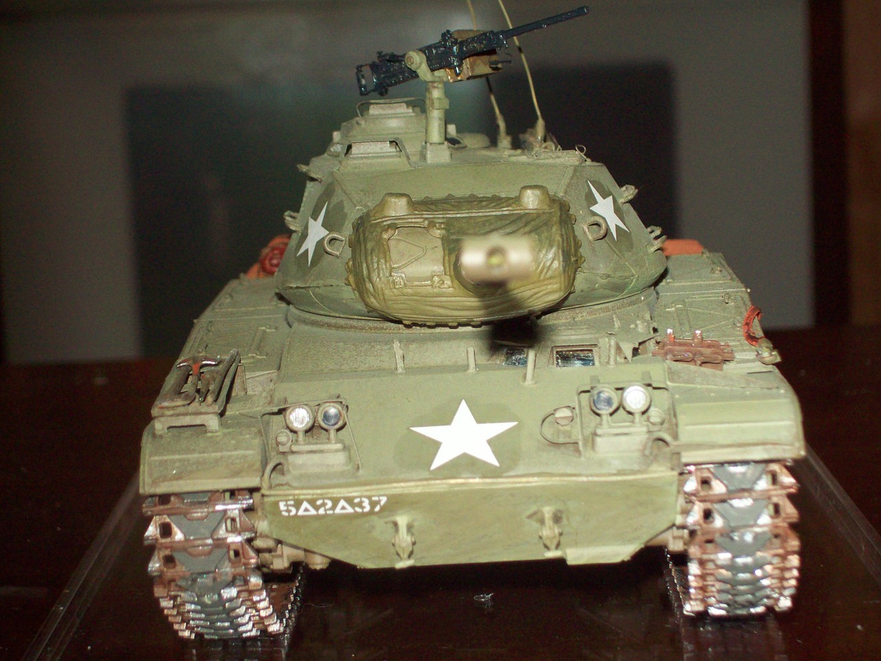 US M41 Walker Bulldog -- Plastic Model Military Vehicle Kit -- 1/35 ...