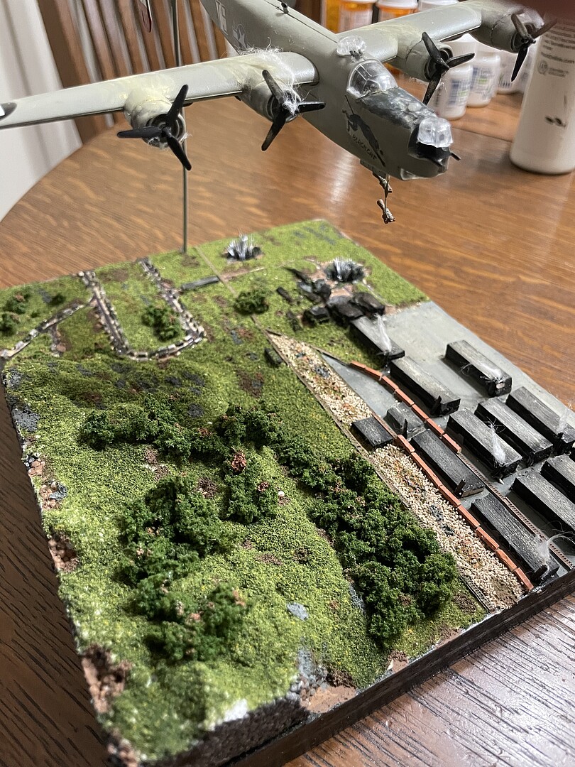 B-24J LIBERATOR -- Plastic Model Airplane Kit -- 1/144 Scale -- #14750 ...